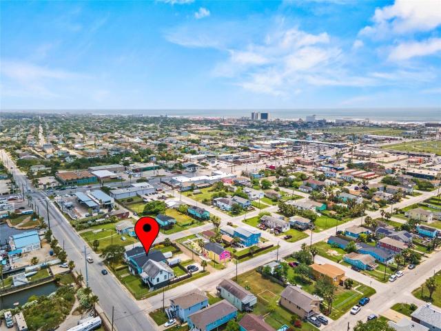 6203 Heards Lane #B, Galveston, US, TX