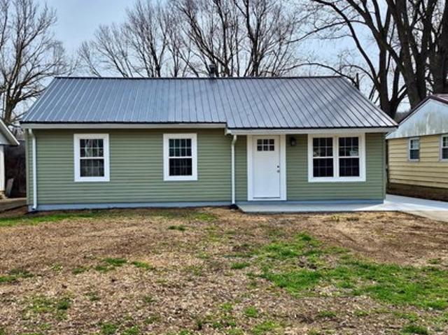620 19th St, Tell City, IN 47586