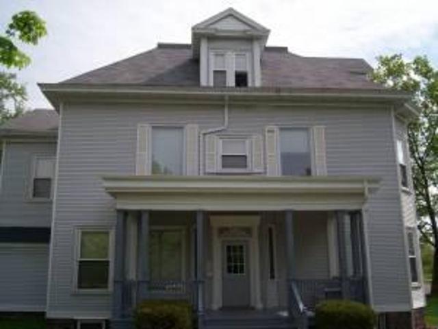 $620 / 1br Great 1 Bedroom Apt. Parking. Laundry. in June 1 302 N 16th Ave E Duluth, MN 55812 map