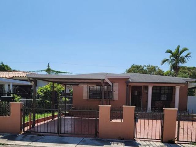 620 60th Ave NW, Miami, FL 33126