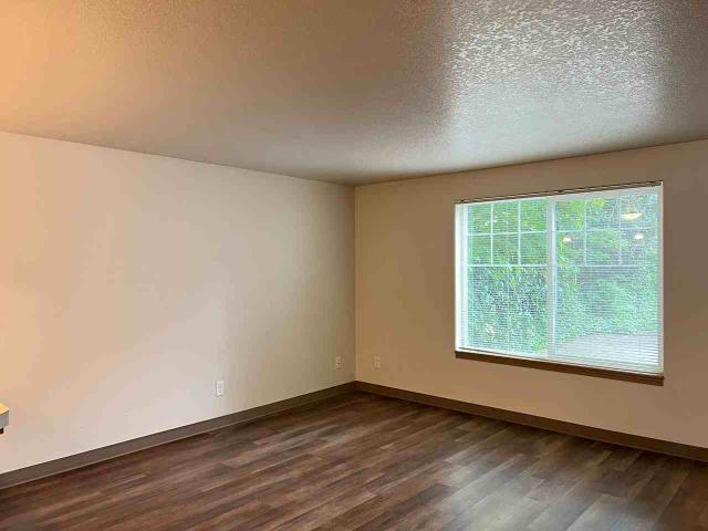 620 636 Browning Ave S 3 Bedroom Apartment for Rent at 620 Browning Ave S, Salem, OR 97302 South Salem