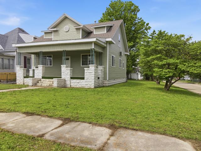620 6th Street