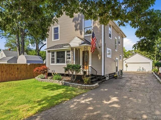 620 86th St, Niagara Falls, NY 14304