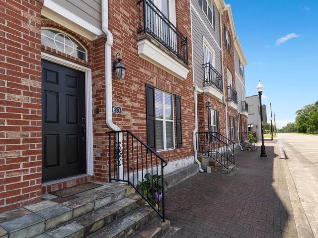 620 Cathedral Sq, Beaumont, TX 77701 | MLS #7763 | Compass