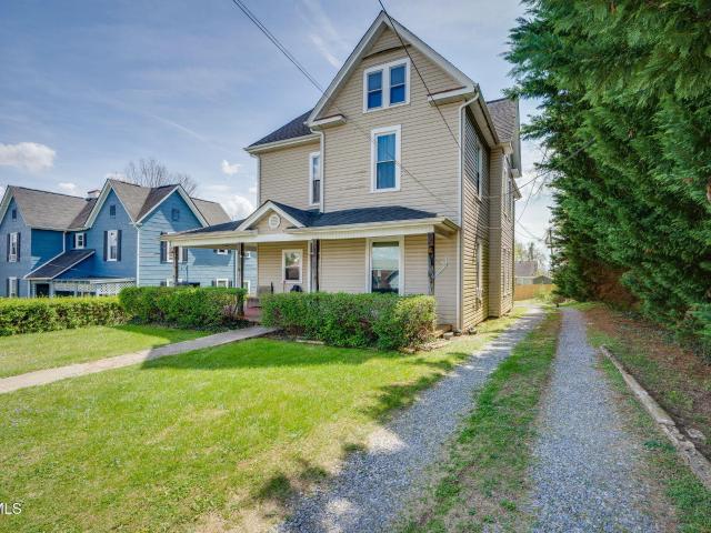 620 Cherry Street 1 4