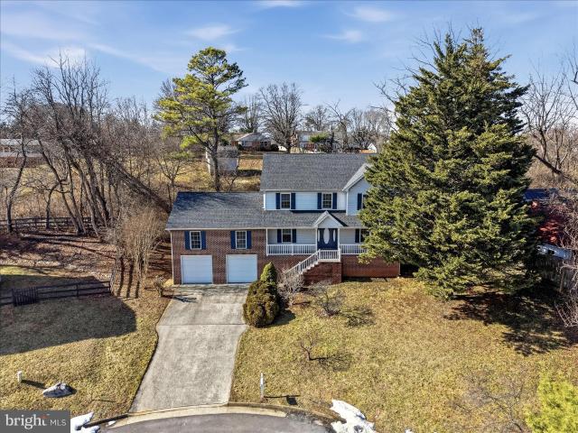 620 Crystal Ct, Winchester, VA 22601 | MLS #VAWI2010 | Compass