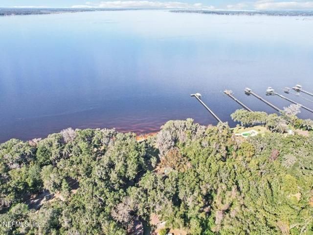 620 and 622 Swiss Ln, Saint Johns, FL 32259