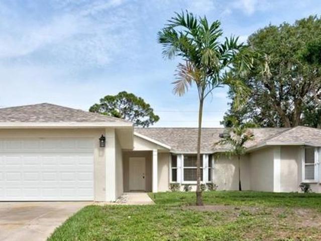620 Balboa St, Sebastian, FL 32958