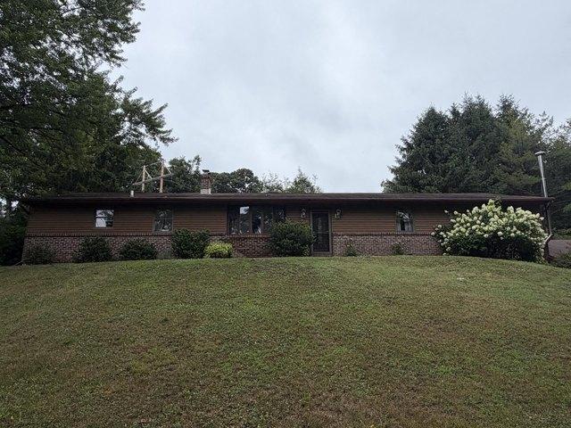 620 Gouglersville Rd, Reading, PA 19608
