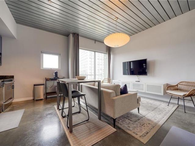 620 Glen Iris Drive NE 506