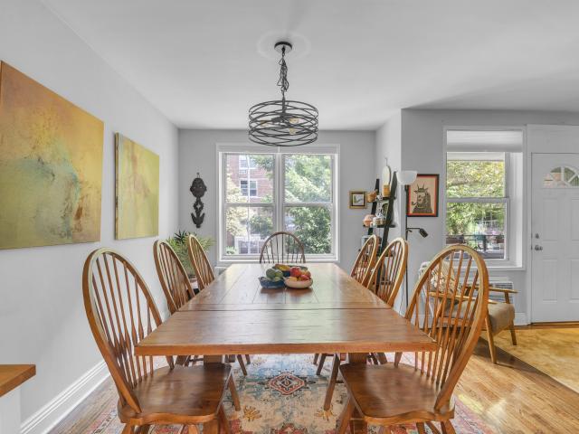 620 E 18th Street 1C