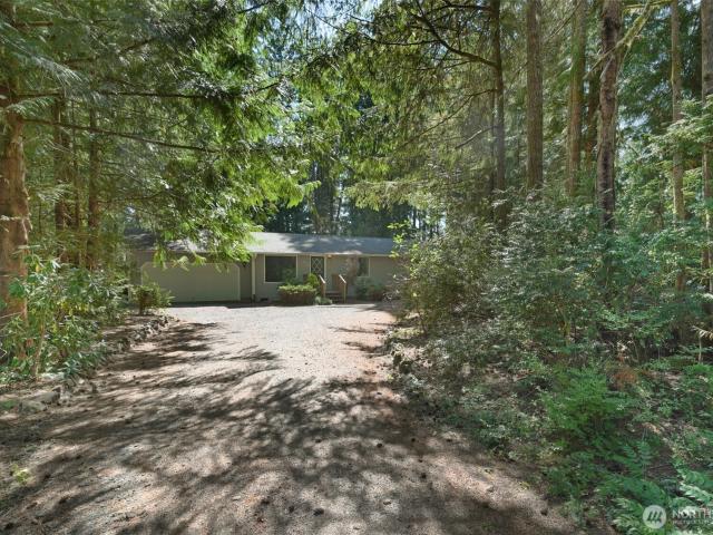 620 E Aycliffe Drive