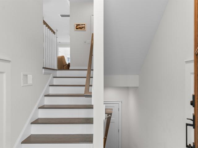 620 Eastwood Park Rd. 14 B