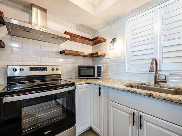 620 Edgewater Dr, Unit 103, Dunedin, FL 34698 | MLS #TB8484