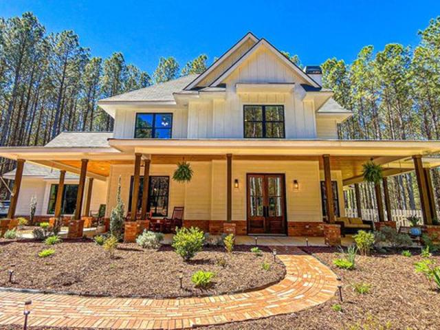 620 Foxpaw Leaf Ln, Ellijay, GA 30536