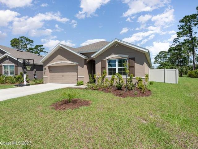 620 Forest Trace Cir, Titusville, FL 32780