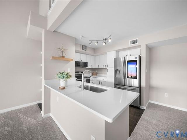 620 Fern Meadow Loop Apt 305, Midlothian, VA 23114