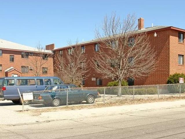 620 Hayward St, Manchester, NH 03103