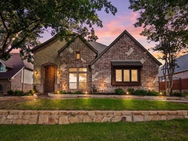 620 Highview Ln, Hurst, TX 76054