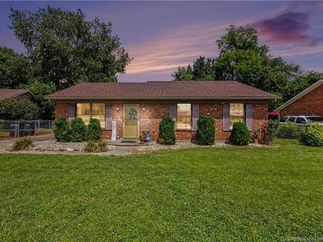 620 James Dr, Jeffersonville, IN 47130