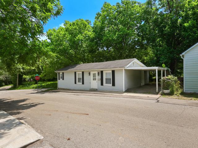 620 Locust Street