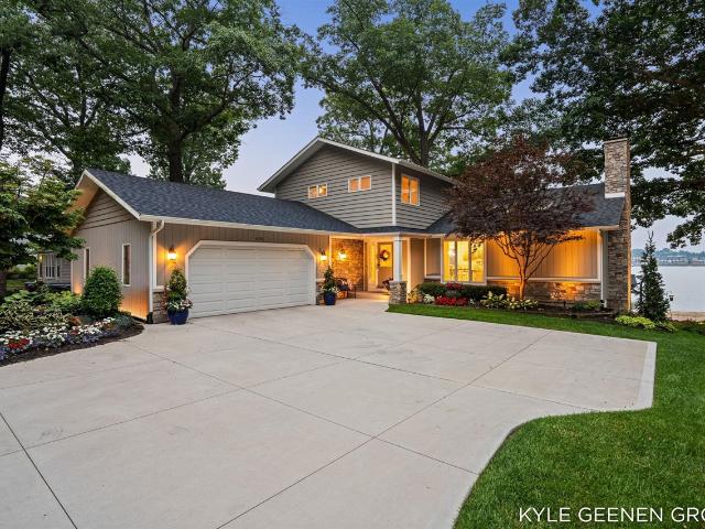 620 Lawn Avenue