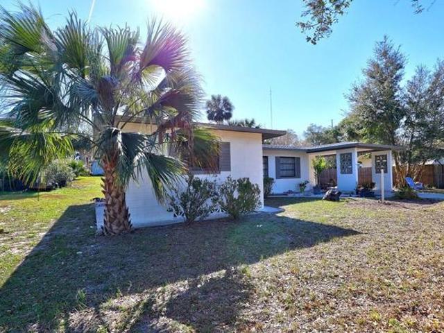 620 Lantern Ln, Orange City, FL 32763