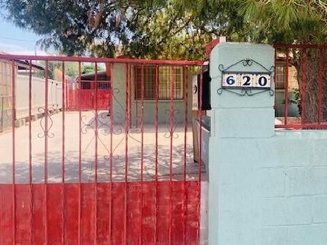 620 N Clark Dr, El Paso, TX 79905