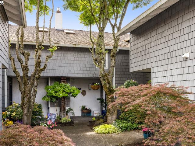 620 N Hayden Bay Dr, Portland, OR 97217 | MLS #307711 | Compass