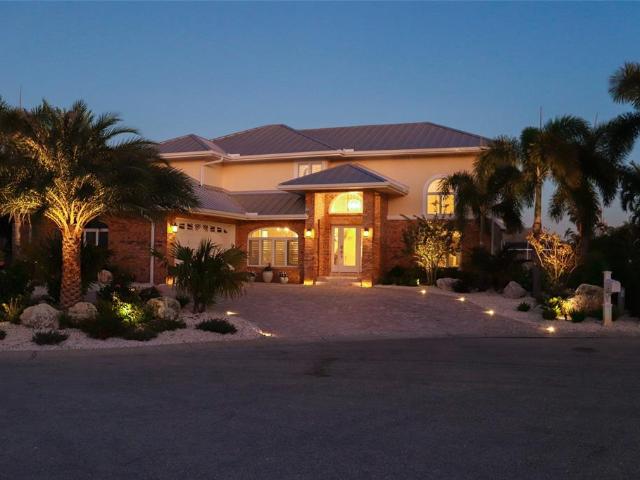 620 N Point Dr, Holmes Beach, FL 34217 | MLS #A4670 | Compass