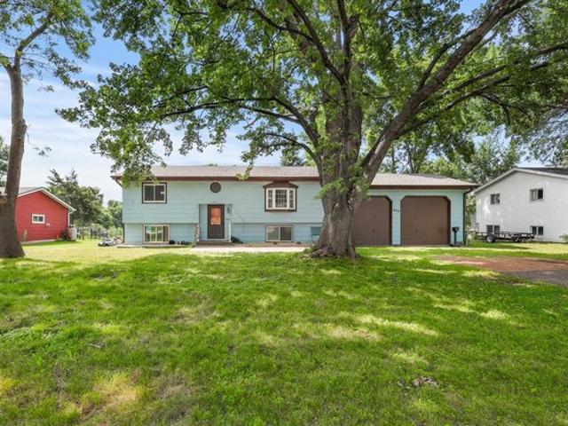 620 Nelson Blvd, Montrose, MN 55363