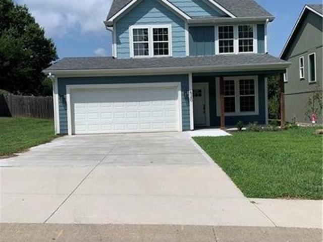 620 NW Charlotte St, Grain Valley, MO 64029