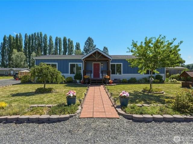 620 S 1st St, Pe Ell, WA 98572
