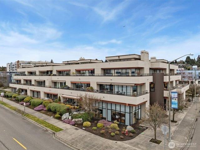 620 S 227th St Apt 103, Des Moines, WA 98198