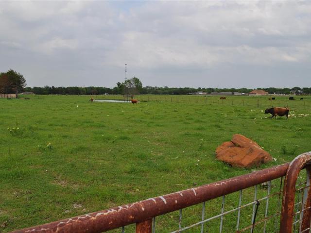 620 S Kaufman St, Seagoville, TX 75159 | MLS #21195