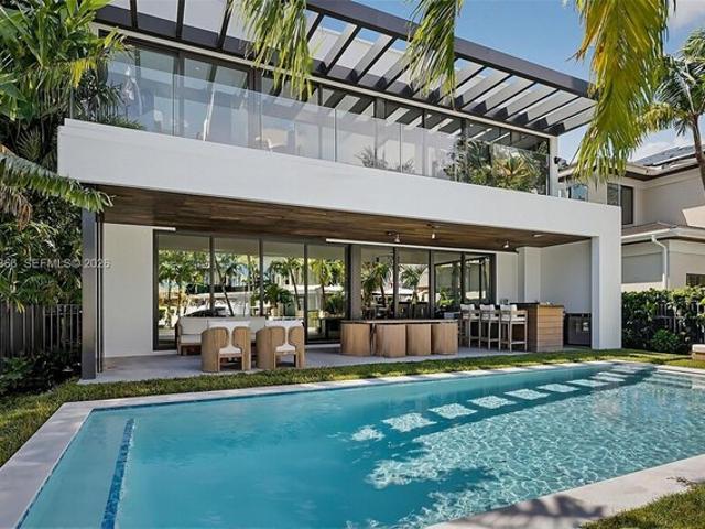 620 Solar Isle Dr, Fort Lauderdale, FL 33301