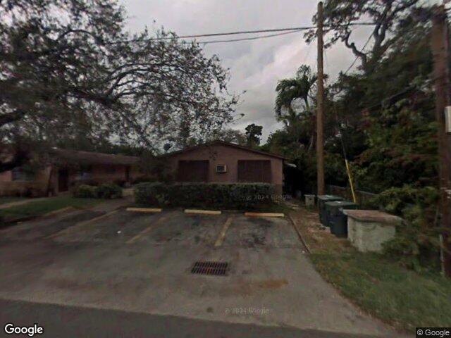 620 SW 7th Ave, Hallandale Beach, FL 33009