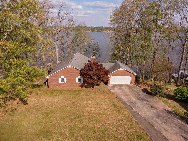 620 Point Rd, Muscle Shoals, AL 35661