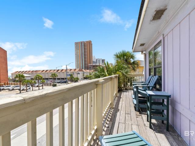 620 W Beach Boulevard 1A