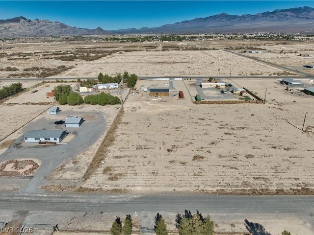 620 W Janet Lane