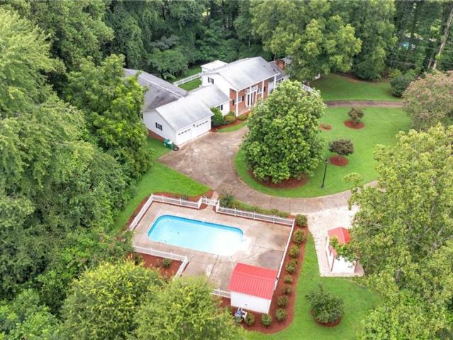 620 Walkertown Guthrie Road