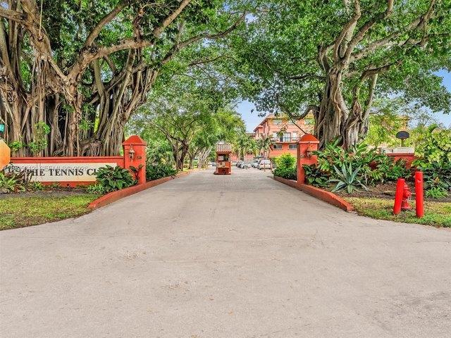 620 Tennis Club Dr Apt 306, Fort Lauderdale, FL 33311
