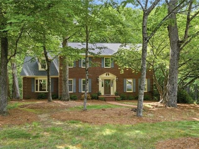 620 Timberview Dr, Kernersville, NC 27284