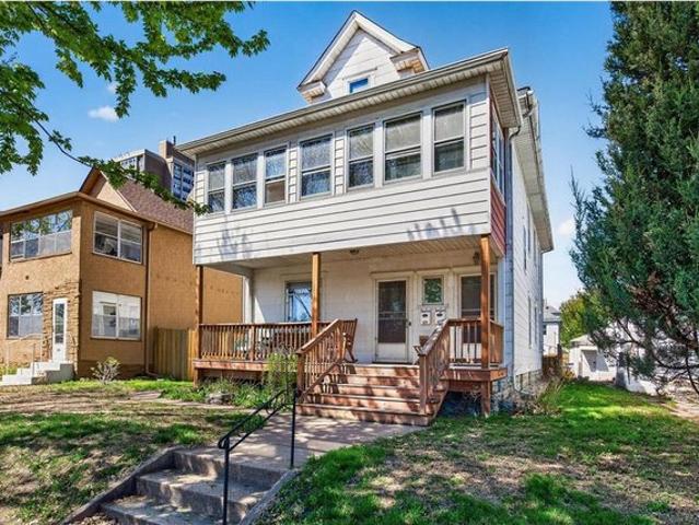 620 Van Buren St NE, Minneapolis, MN 55413