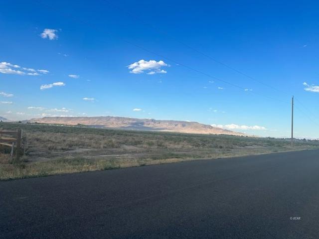 620 Yellow Brick Rd, Battle Mountain, NV 89820