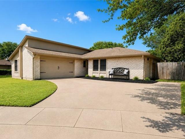 6214 Michaux Dr, Corpus Christi, TX 78414