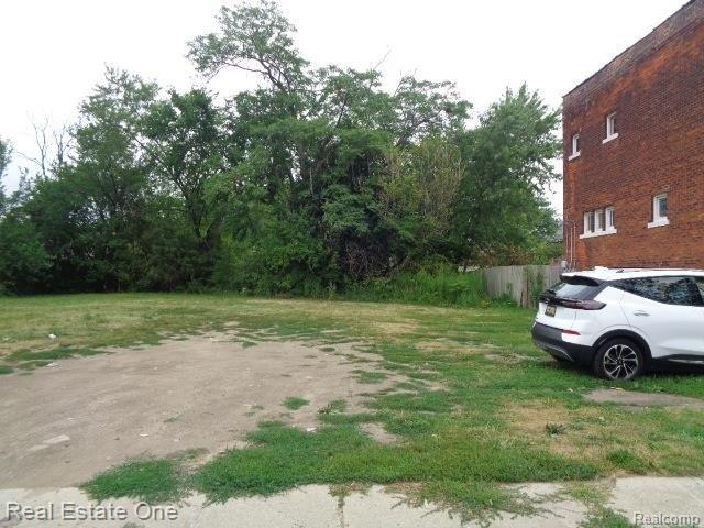 6214 Rosa Parks Blvd, Detroit, MI 48208