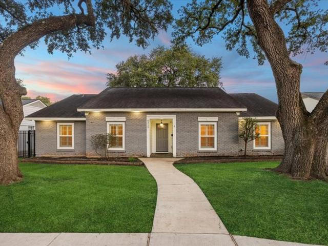 6215 Cheena Dr, Houston, TX 77096