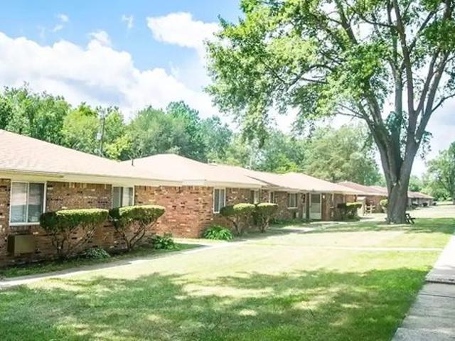6215 Jackman Rd, Toledo, OH 43613