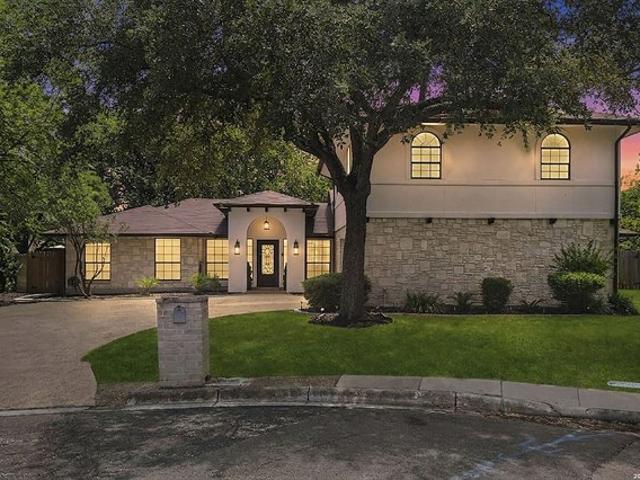 6215 Pine Needles Ln, San Antonio, TX 78244